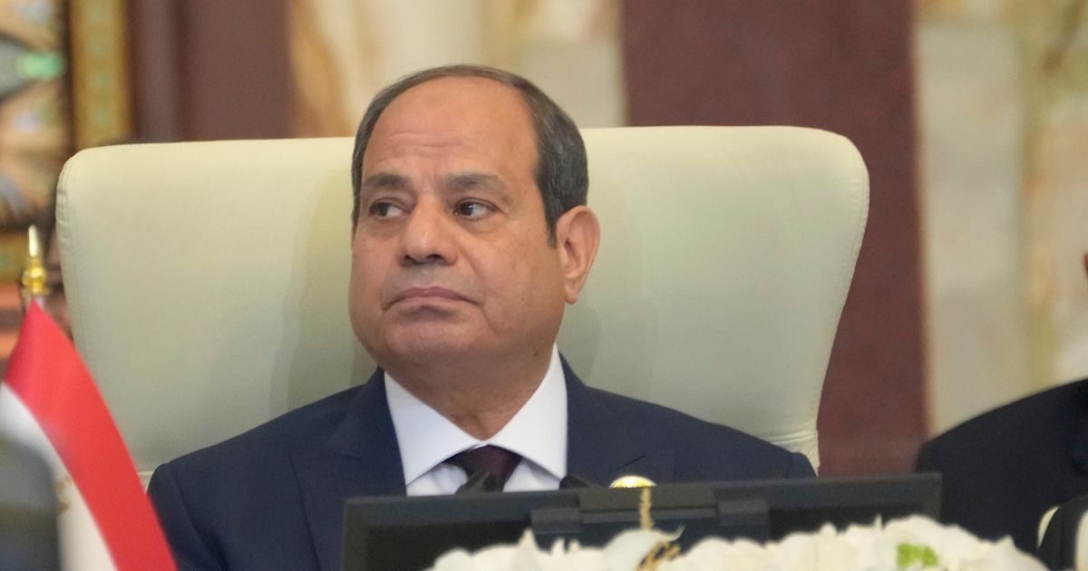 Arab leaders promise to work on reconstruction of Gaza and press for a ...