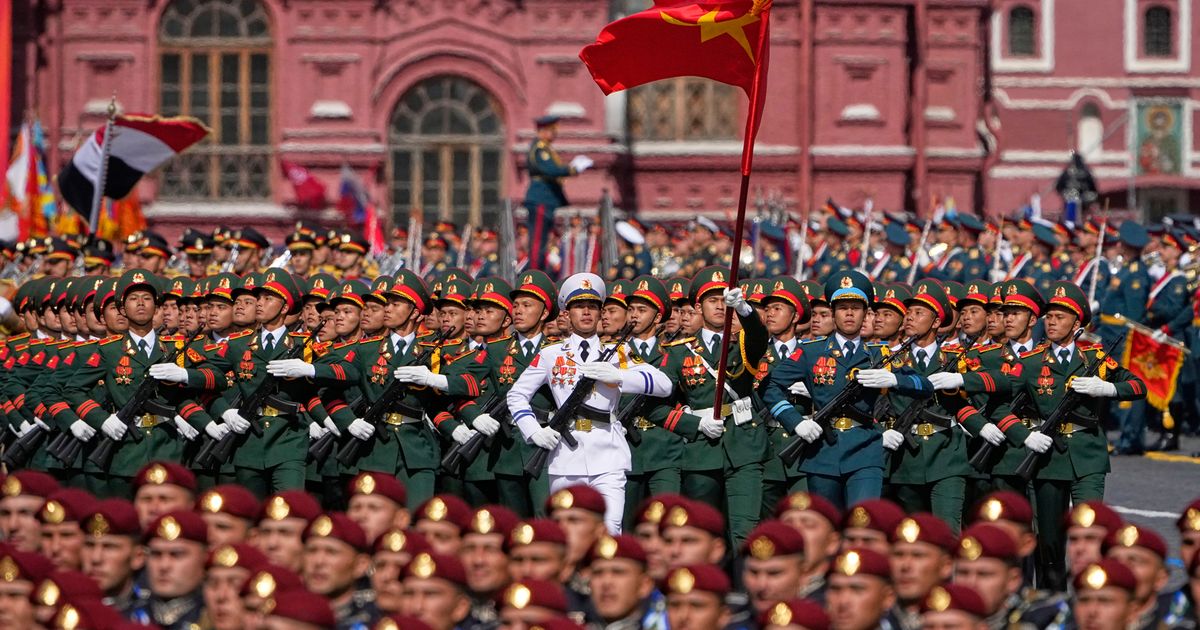 AP PHOTOS: Russia’s Victory Day parade begins | The Seattle Times