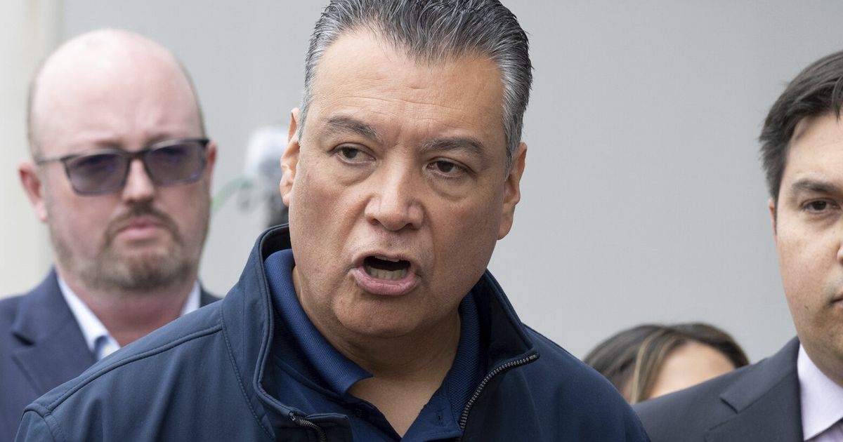 ‘Shocked’ and ‘sickened’ Democrats react with fury to video of Padilla ...