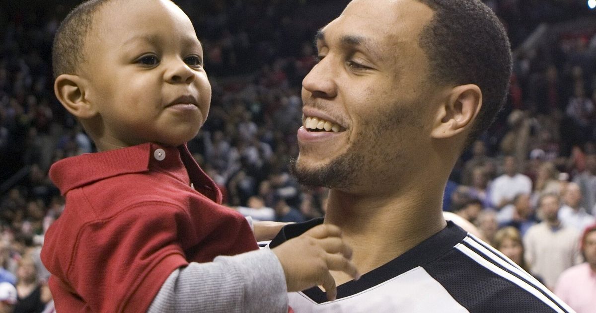 Brandon Roy Jr. follows father’s footsteps to Washington men’s team ...