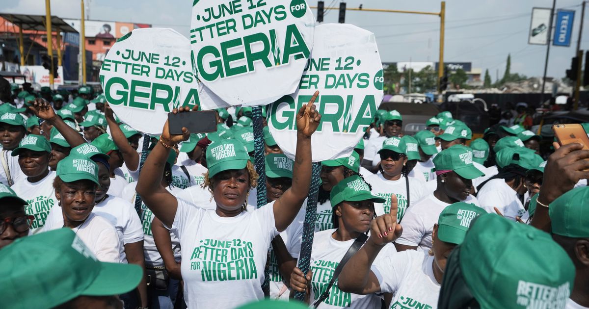 Nigerian leader denies one-party plan after he’s accused of clamping ...