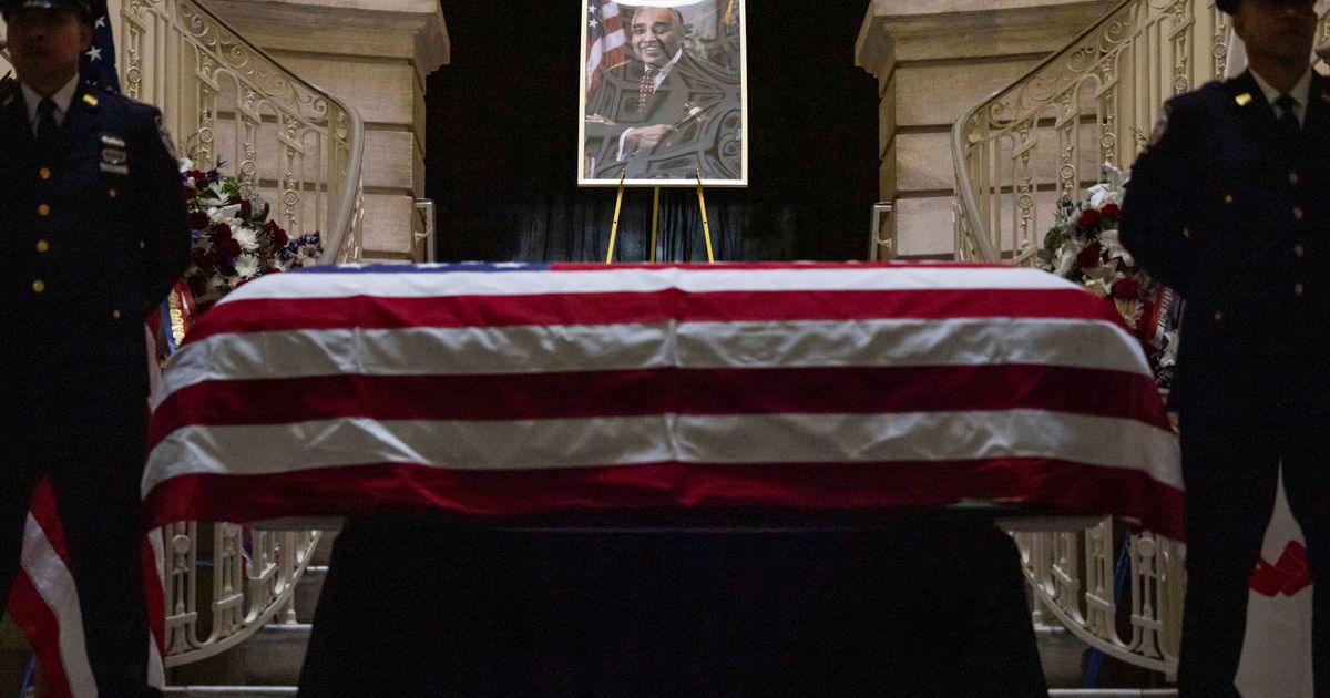 Mourners pay respects to late US Rep. Charles Rangel as his body lies ...