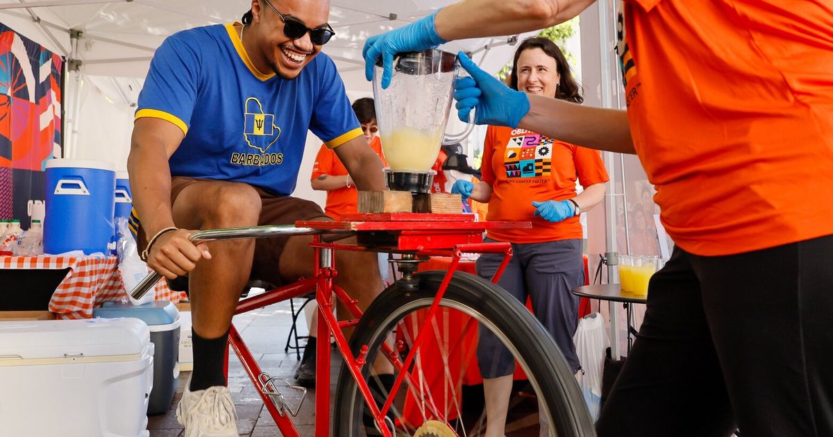 Downtown Seattle Block Party rocks Westlake Park | The Seattle Times