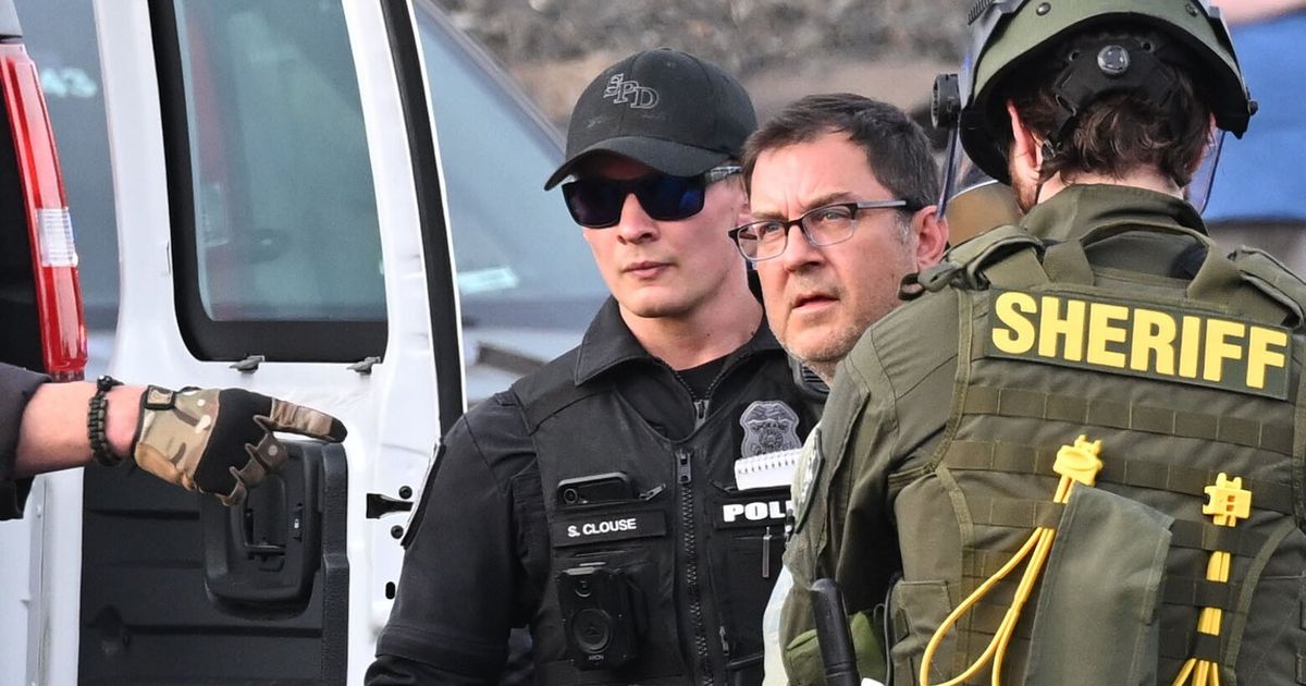 Federal agents arrest Spokane ICE protesters | The Seattle Times