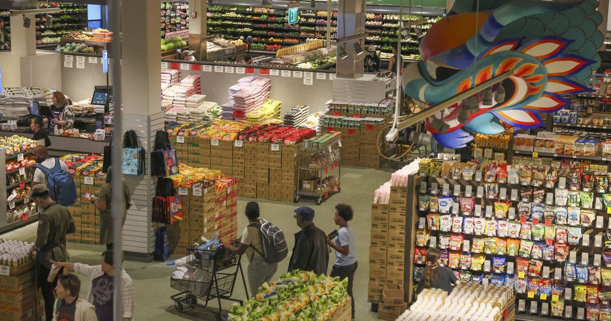 Uwajimaya plans to open 5th store in Issaquah | The Seattle Times