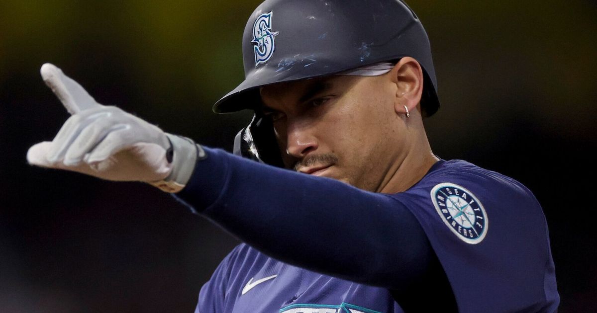 Family reunion for new Mariners first baseman Josh Naylor | Notebook ...