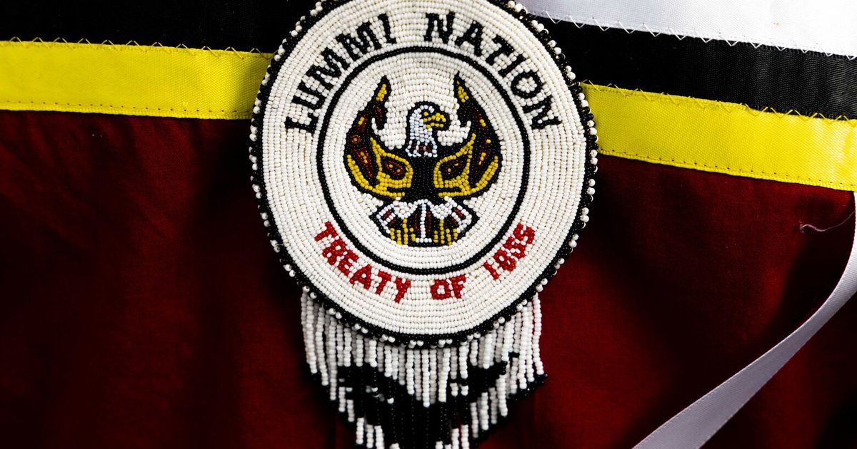 Man charged in Lummi Nation police officer shooting | The Seattle Times