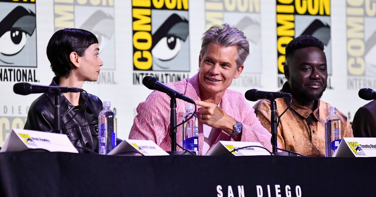 ‘Alien: Earth” oozes into Comic-Con Day 2, ‘Predator: Badlands’ slays ...