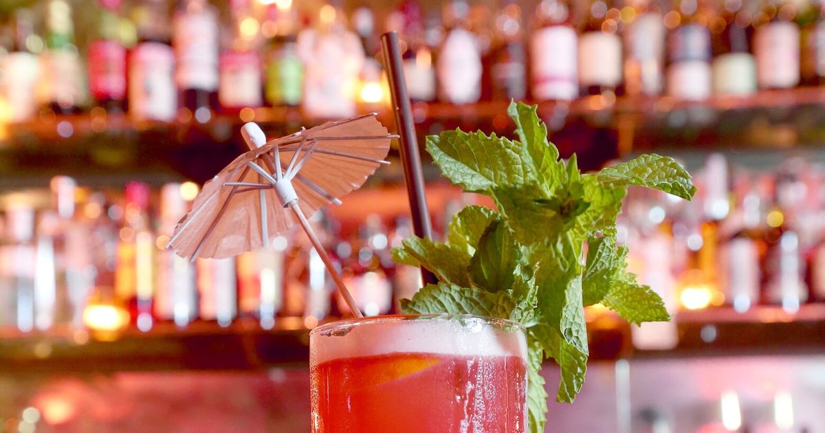 Foreign National, acclaimed Seattle cocktail bar, is abruptly closing ...