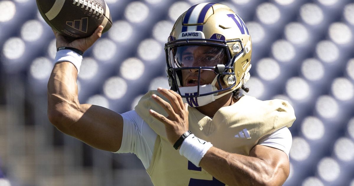 Demond Williams Jr., Zach Durfee impress during Day 4 of UW fall camp ...