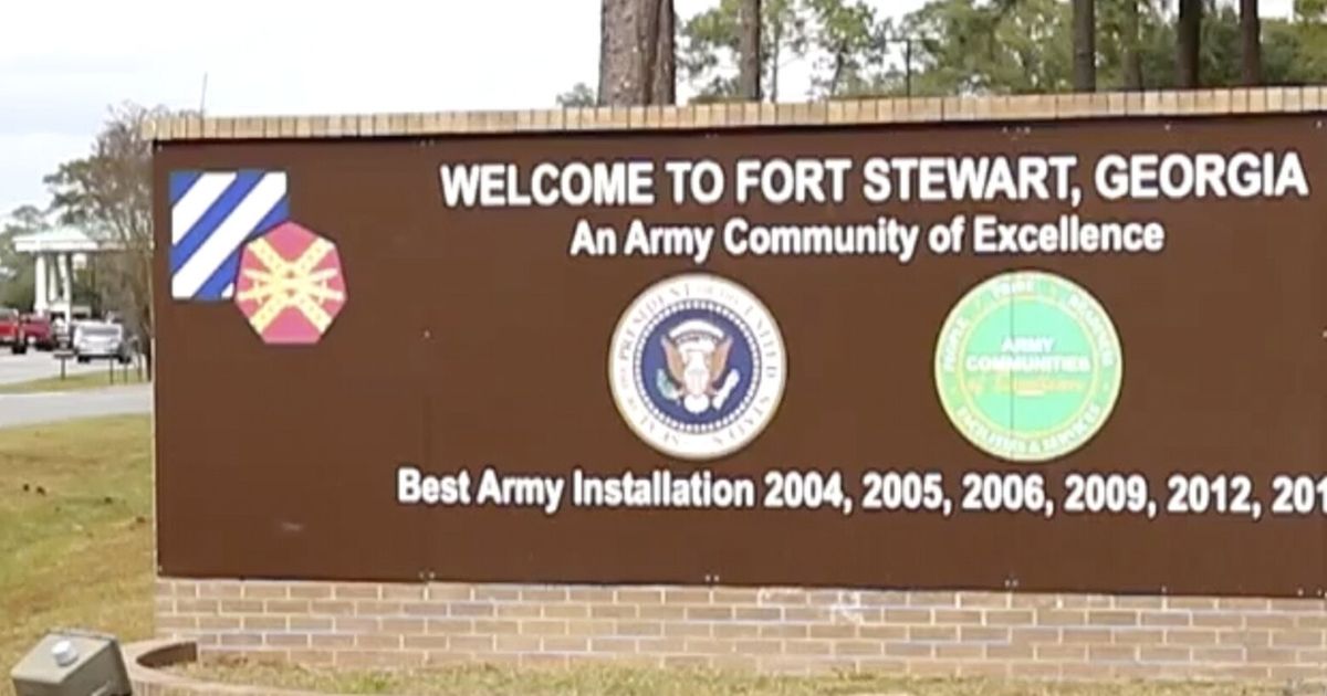 Army sergeant shot 5 soldiers before he was tackled and arrested at ...