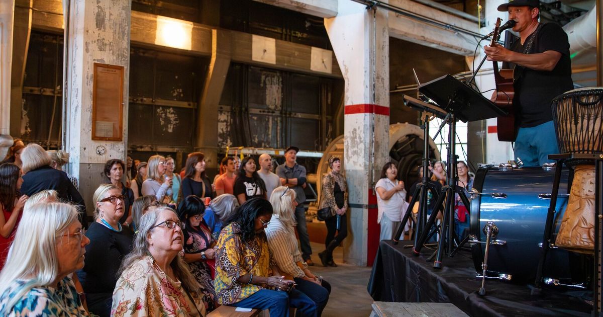 These Seattle drop-in choirs turn strangers into singing ensembles ...