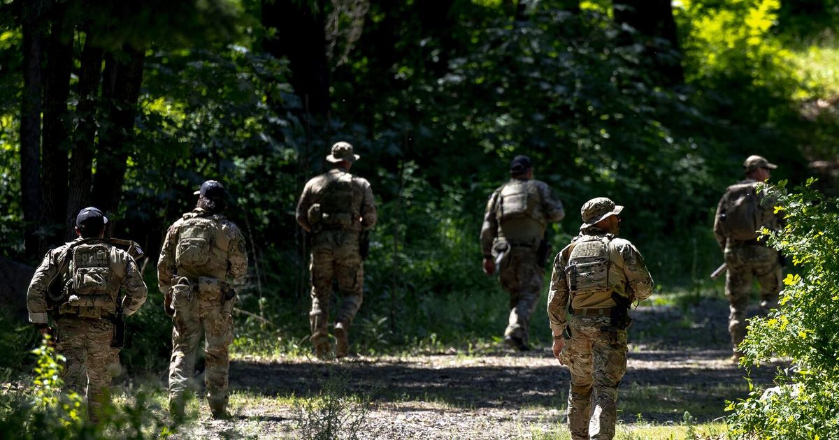 Travis Decker search: FBI to close Leavenworth campgrounds, trails ...