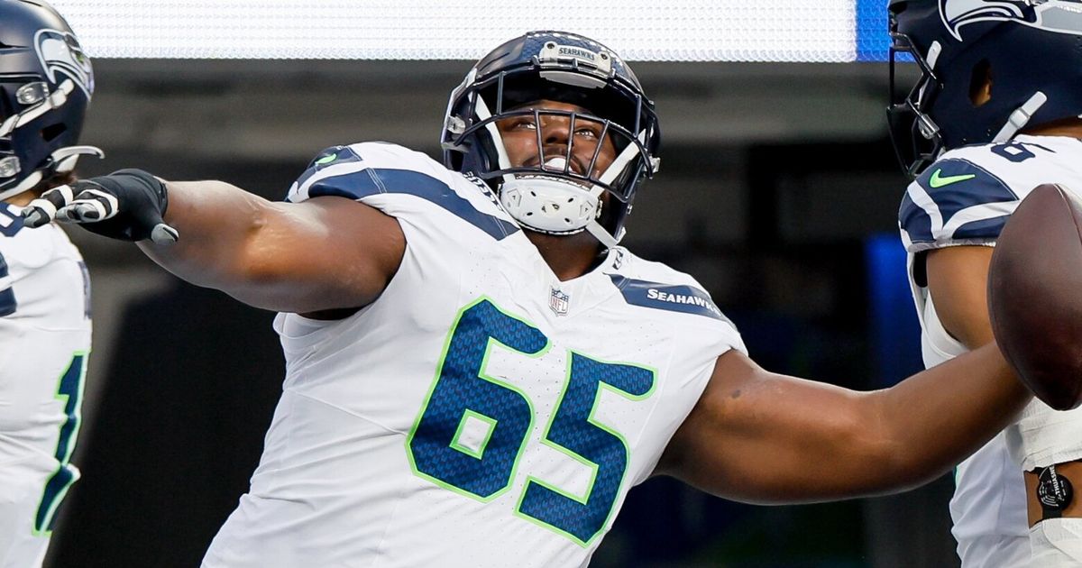 Seahawks trade reserve tackle Michael Jerrell to Falcons | The Seattle ...