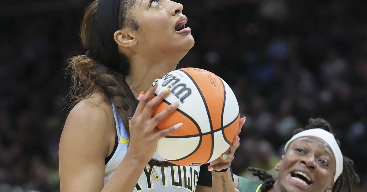 Seattle Storm snap home losing streak with victory over Chicago Sky ...