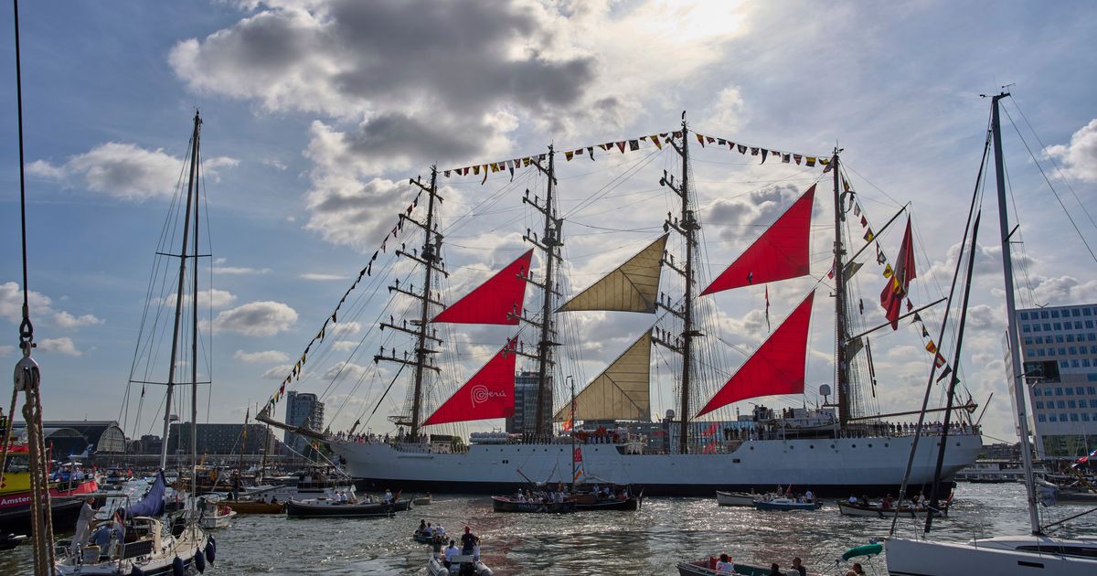 Hundreds of historic tall ships sail into Amsterdam for a maritime ...