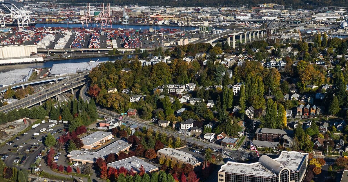 West Seattle light rail costs soar again | The Seattle Times