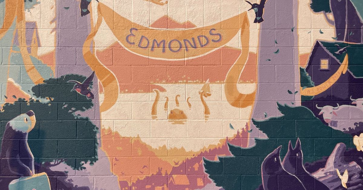 Downtown Edmonds mural walk: See beautiful art of herons, orcas and ...