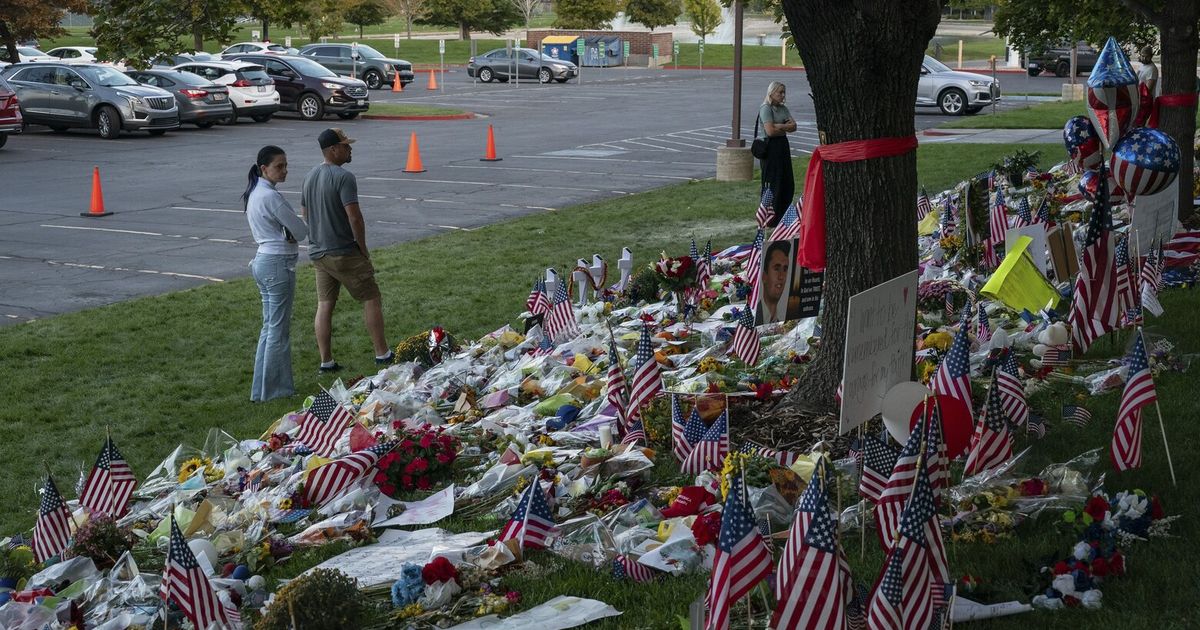 Suspect left note saying he planned to kill Charlie Kirk, later ...