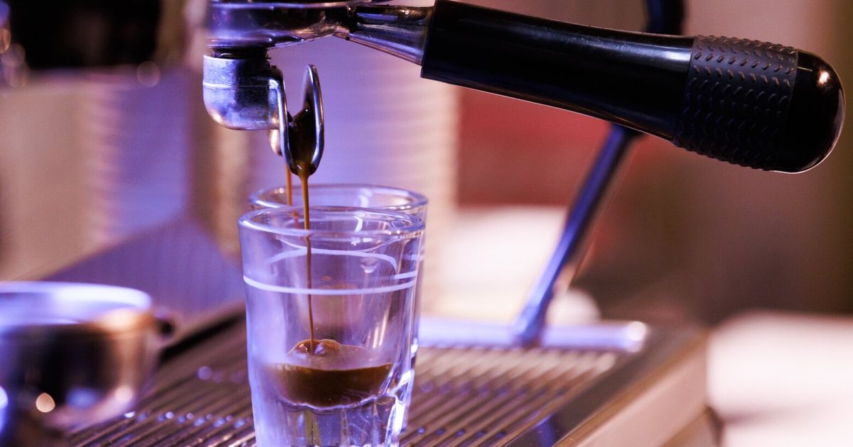 ‘Bikini barista’ owner stole wages, sexually harassed staff, WA lawsuit ...