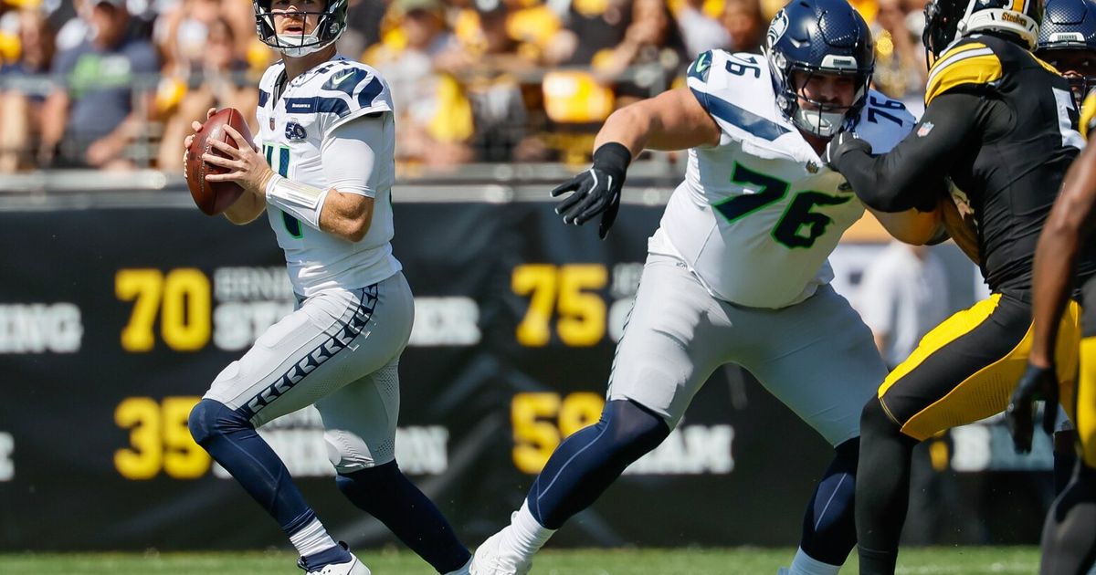 As Russell Wilson’s career falters, Seahawks look set at QB | Analysis | The Seattle Times