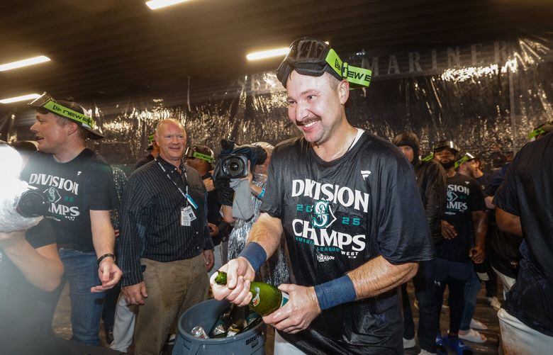Mariners’ Cal Raleigh meets mystery fan who caught No. 60 (and then ...