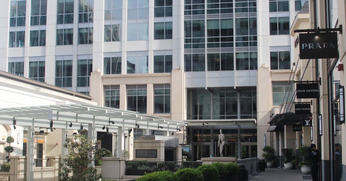 Former Microsoft towers at Bravern complex in Bellevue risk wipeout ...