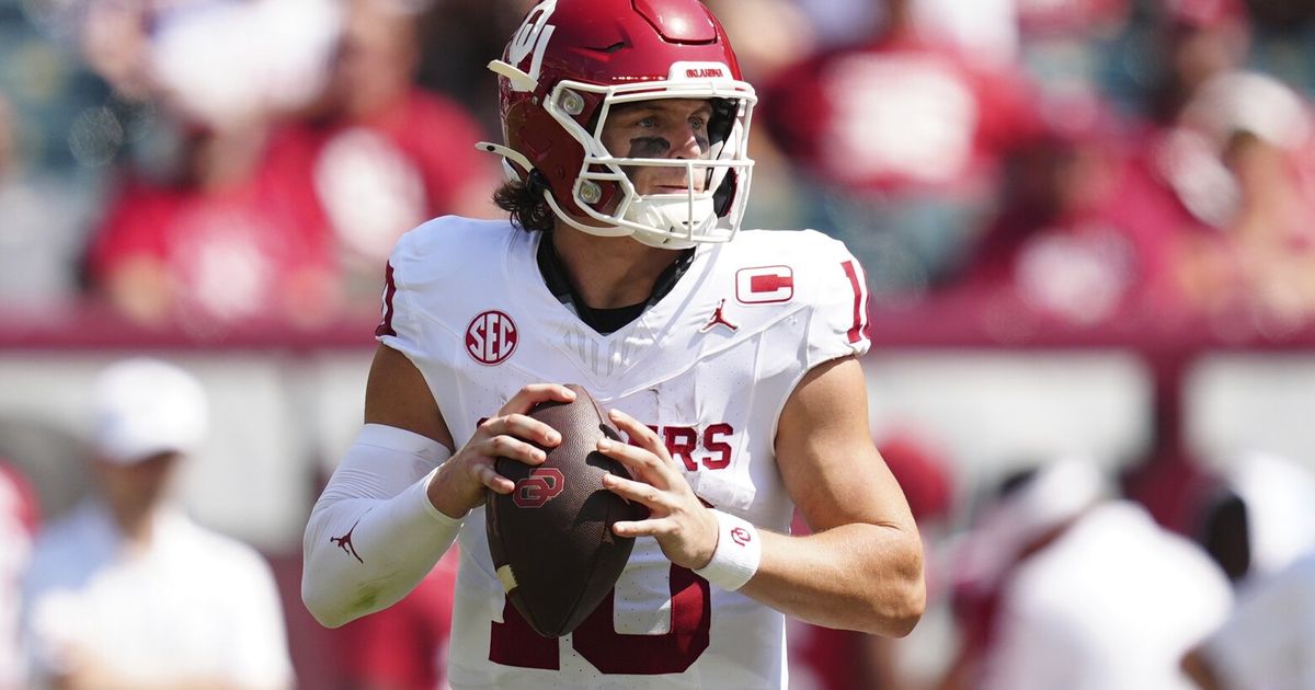 Former Cougars QB John Mateer will have surgery on throwing hand | The ...