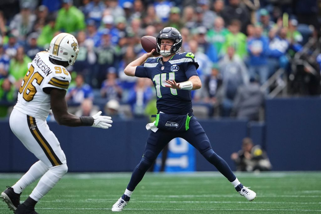 As Russell Wilson’s career falters, Seahawks look set at QB | Analysis ...