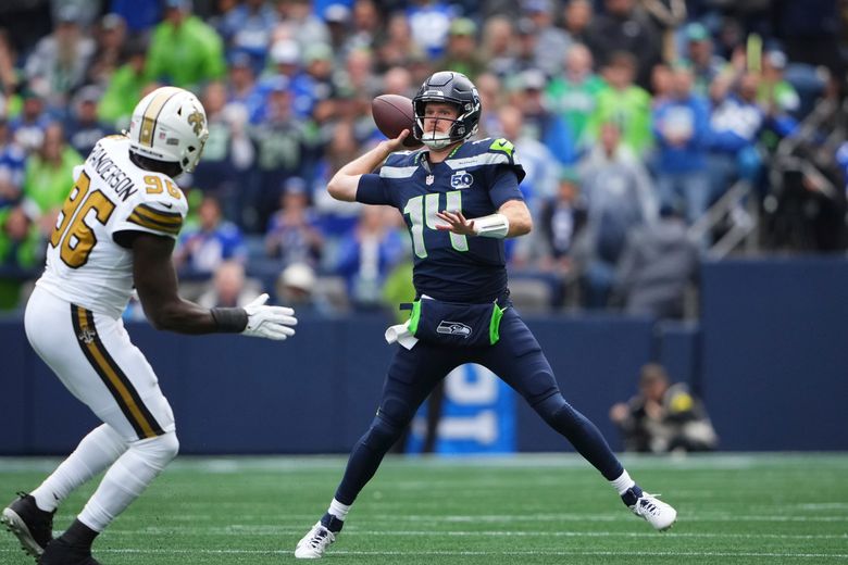 As Russell Wilson’s career falters, Seahawks look set at QB | Analysis | The Seattle Times