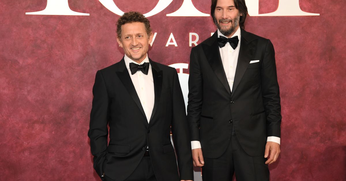 Alex Winter takes a most excellent adventure on Broadway with ‘Waiting ...