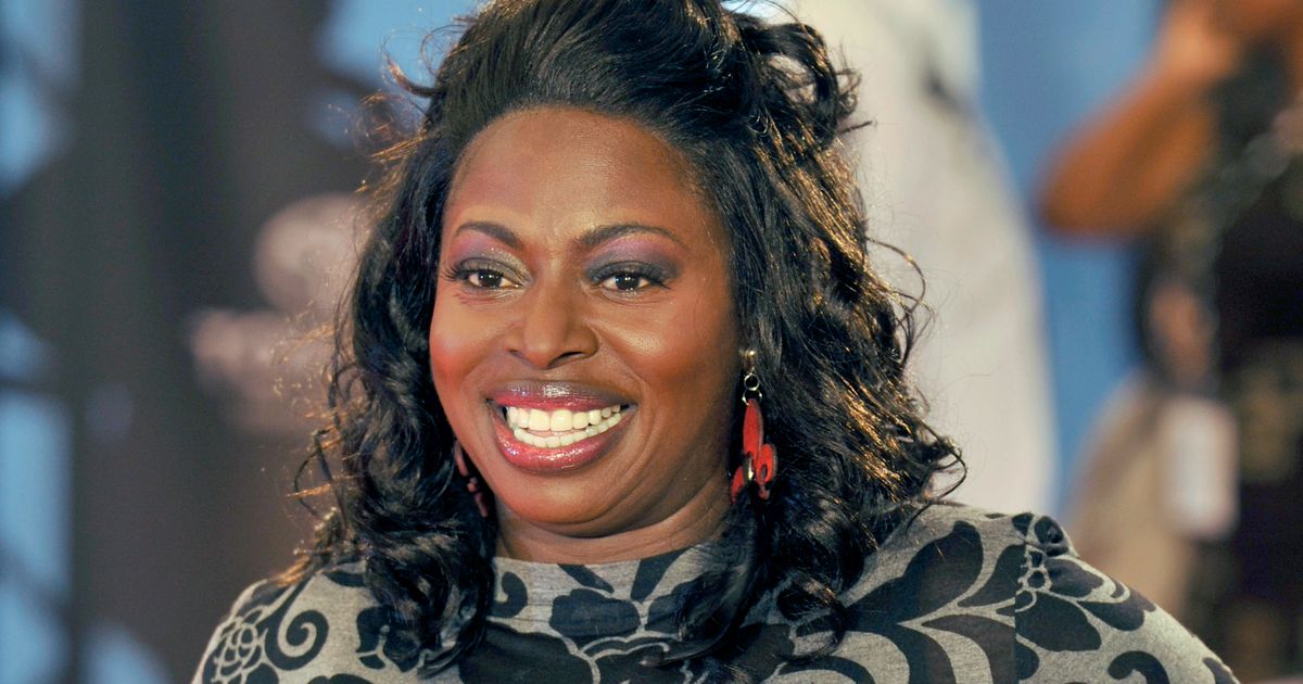 R&B singer Angie Stone’s children sue truck company for her death in ...