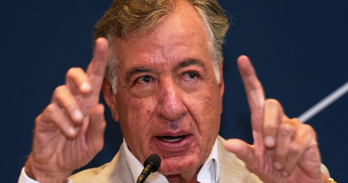 Billionaire says $2.3 billion Banamex stake signals confidence in ...