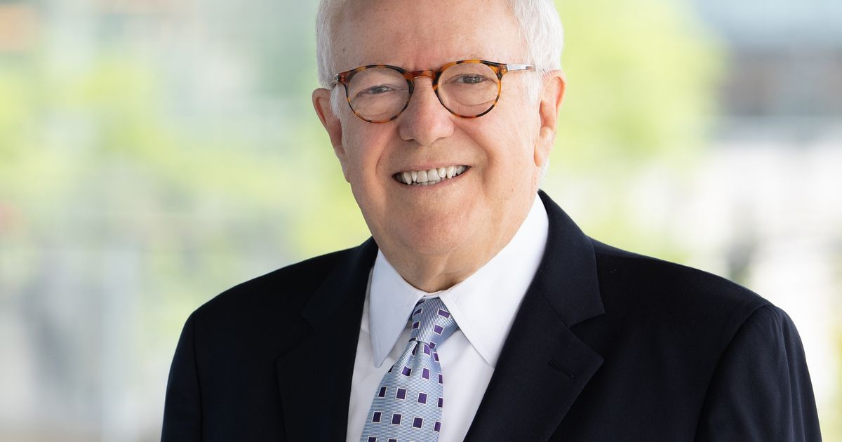 Powerhouse attorney Robert B. Barnett, known for representing the ...