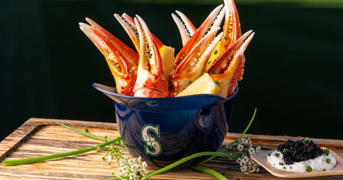Mariners playoffs food: What to eat at T-Mobile Park this weekend | The ...