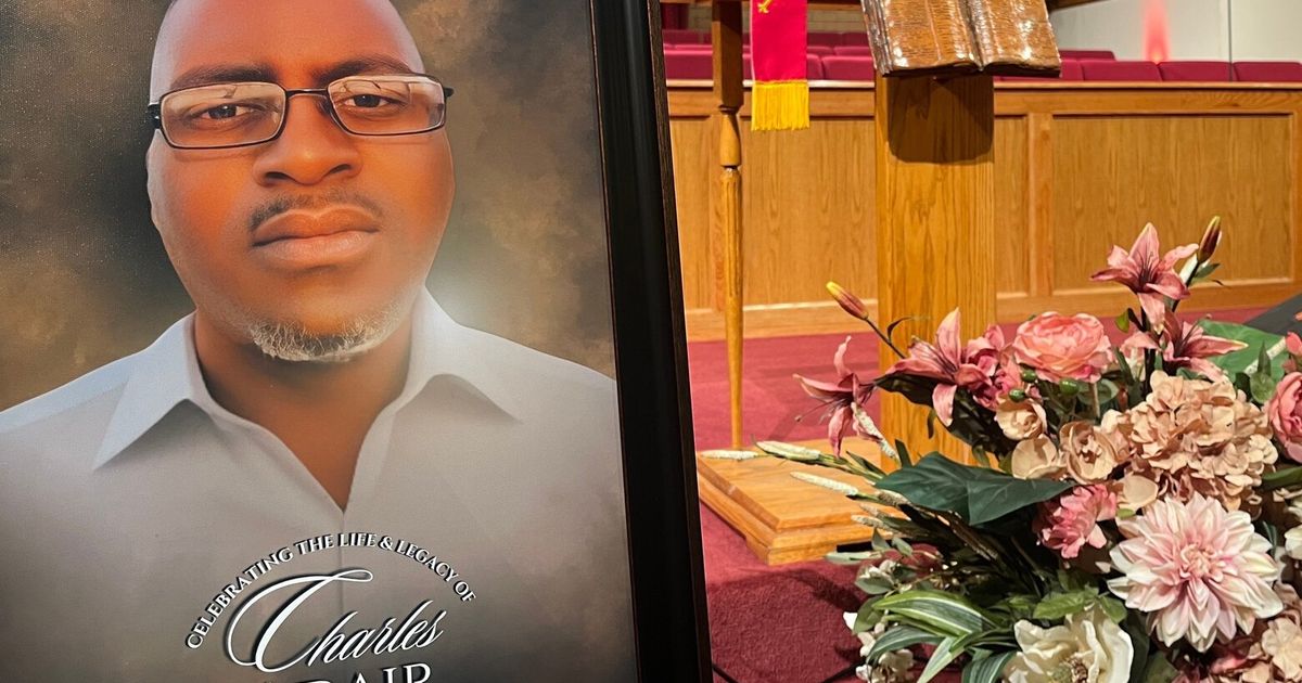 Kansas deputy charged with murder knelt on inmate for 1 minute and 26 ...