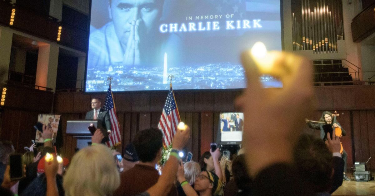 Journalists at 3 newspapers quit over edits to a Charlie Kirk story ...