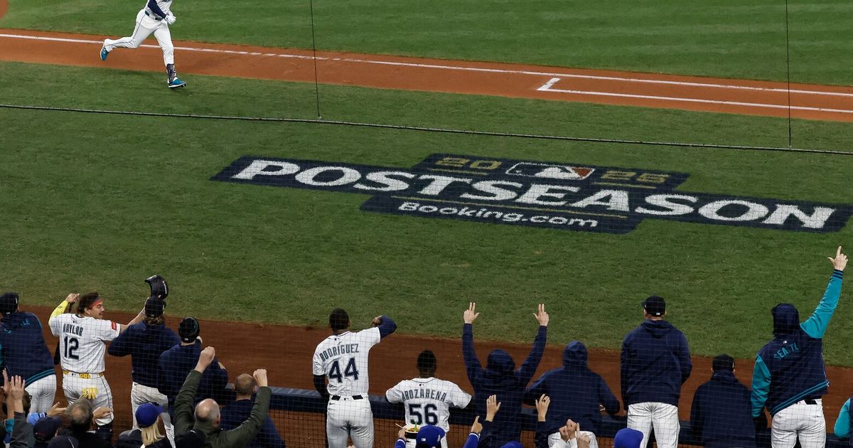 Catch the Mariners’ playoff games at these Seattle-area watch parties ...