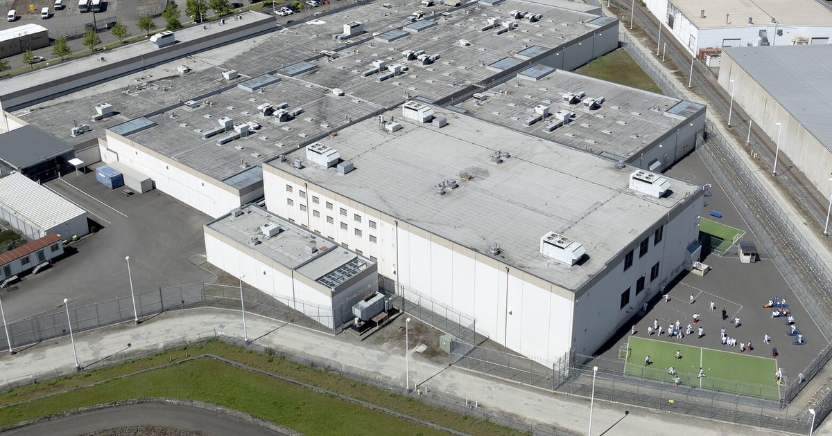 Inside WA ICE detention center, where you could be held for days or ...