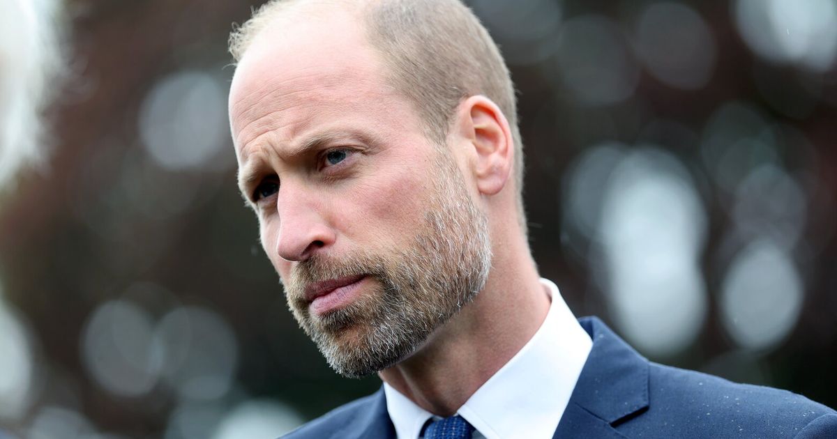 Holding back tears, Prince William shows a new side of a future king ...