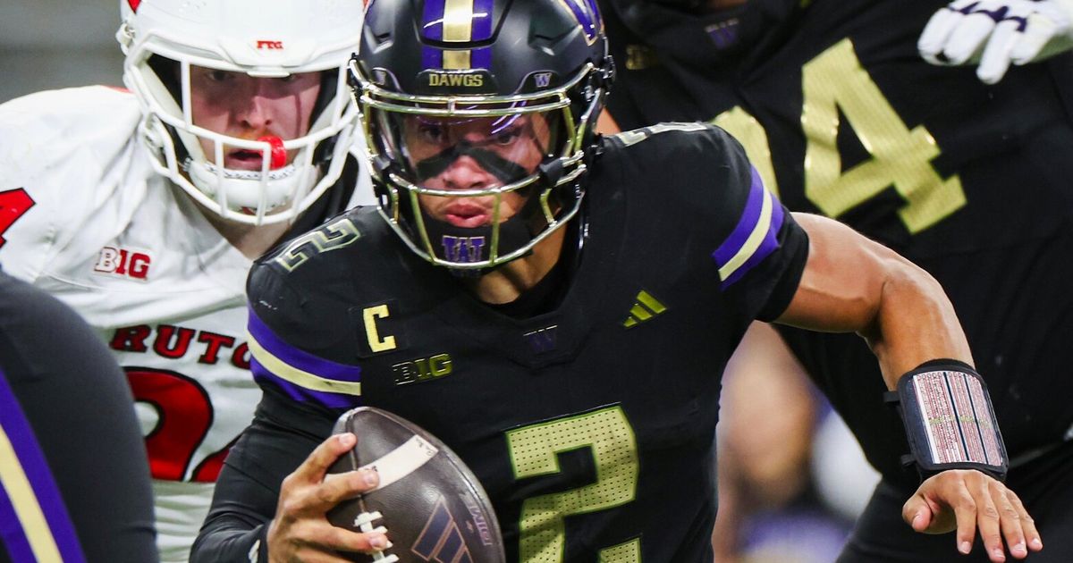 Photos: UW football takes on Rutgers | The Seattle Times