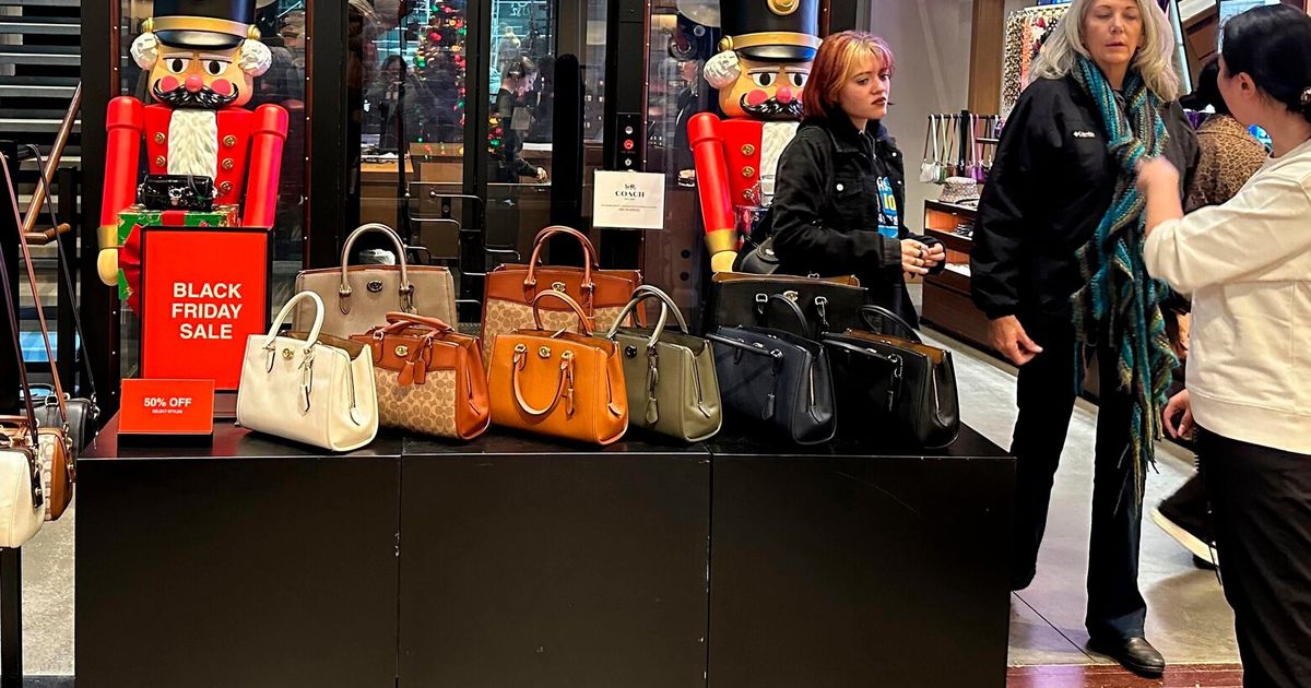 Uncertainty over the economy and tariffs forces many retailers to be cautious on holiday hiring ...