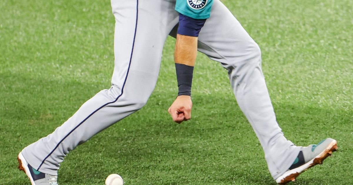 ALCS: Mariners miss opportunities in Game 6 loss to Blue Jays | The ...