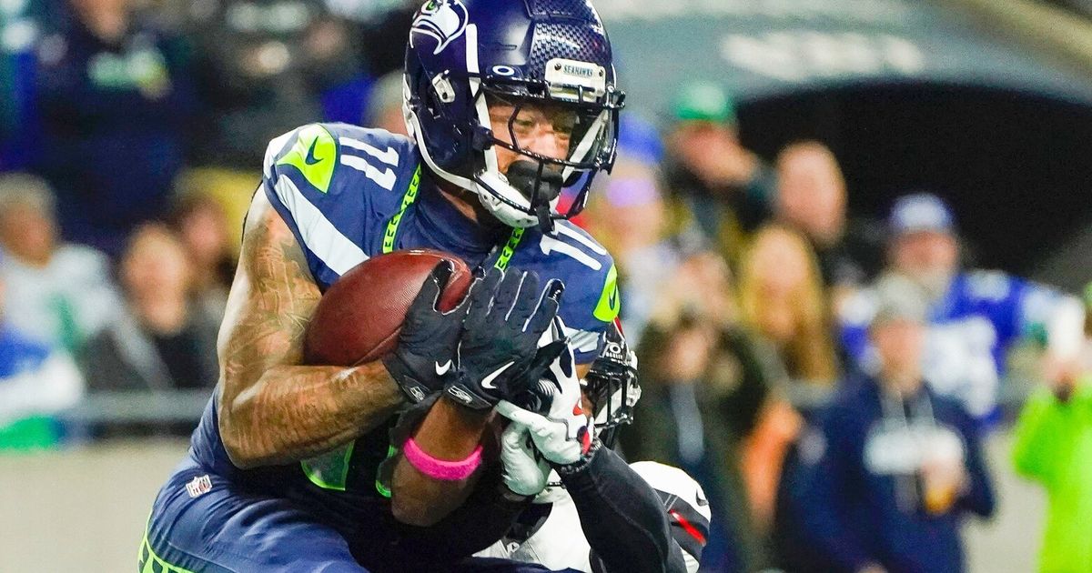 Photos: Seahawks, Texans face off on Monday Night Football | The ...
