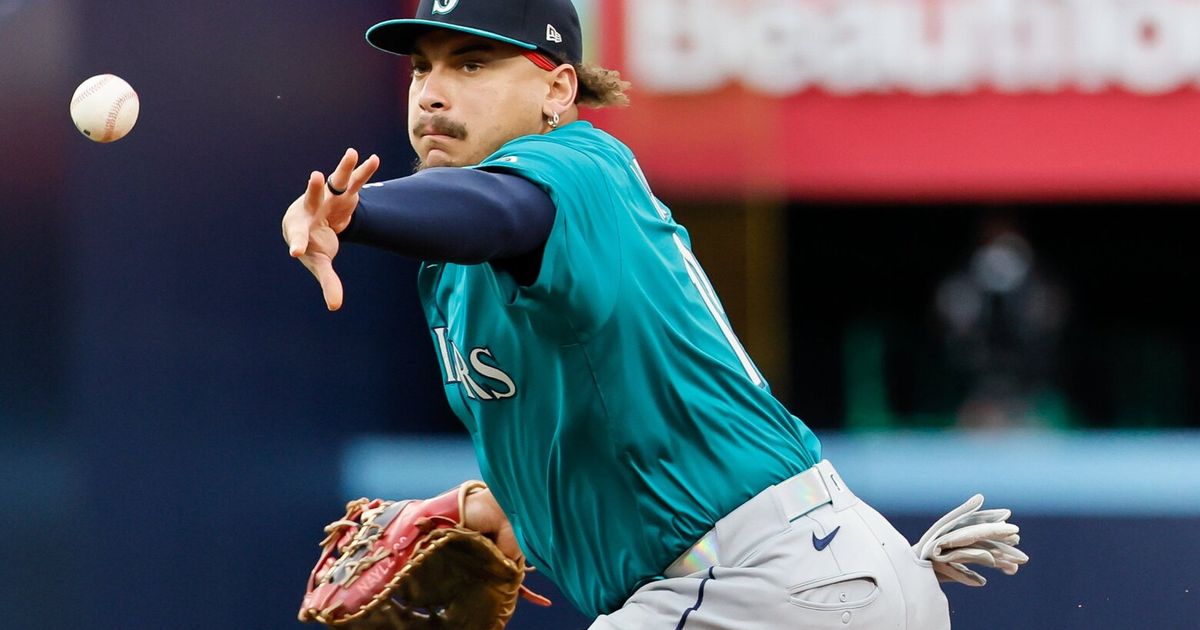 Re-signing Josh Naylor a priority for the Mariners this offseason | The ...