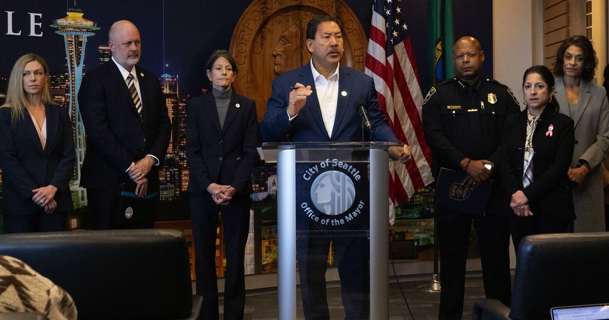 New contract gives Seattle cops raises, lets nonpolice crisis team grow ...