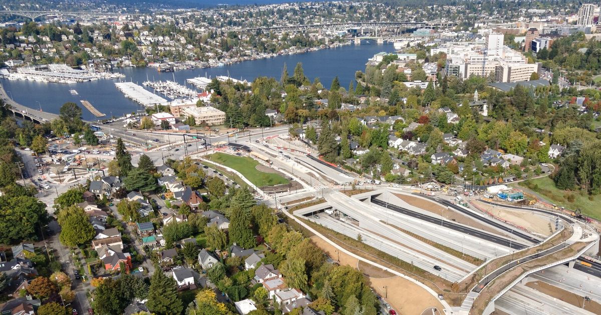 Seattle-area weekend traffic: Light rail repairs, 520 closure and more ...