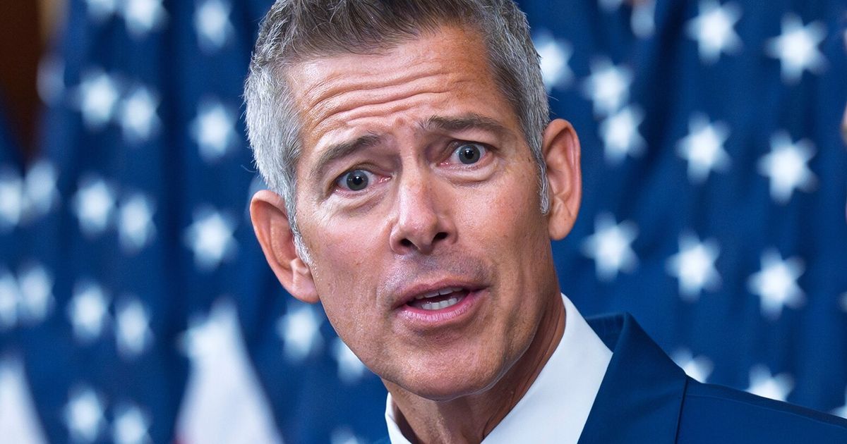 Air traffic controller shortages lead to broader US flight delays as ...