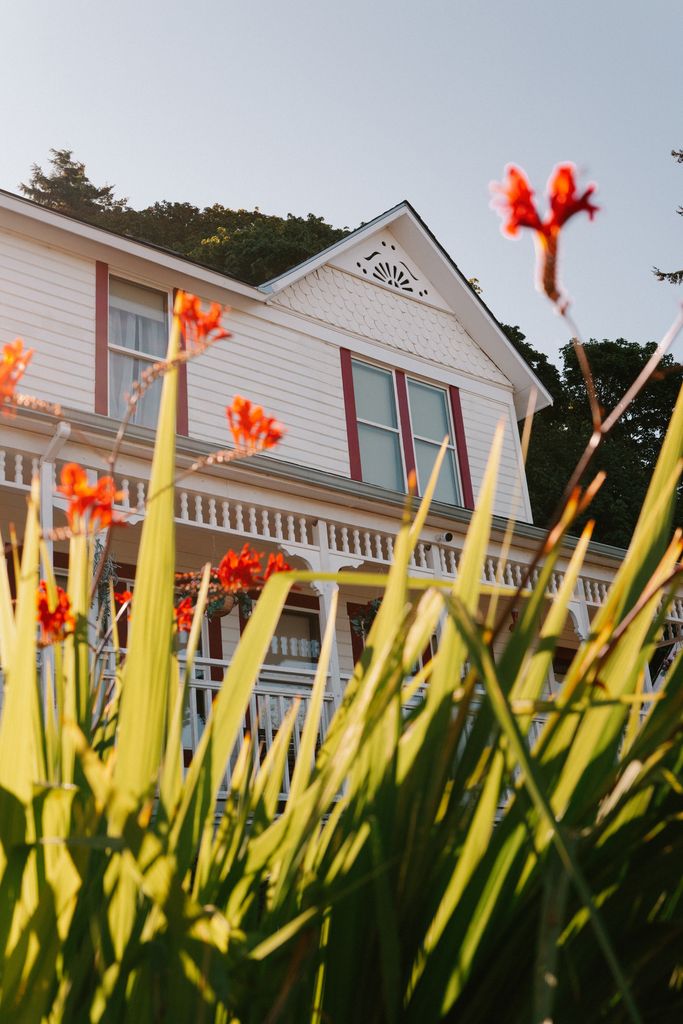 40 years after ‘The Goonies,’ their hometown never says die | The ...