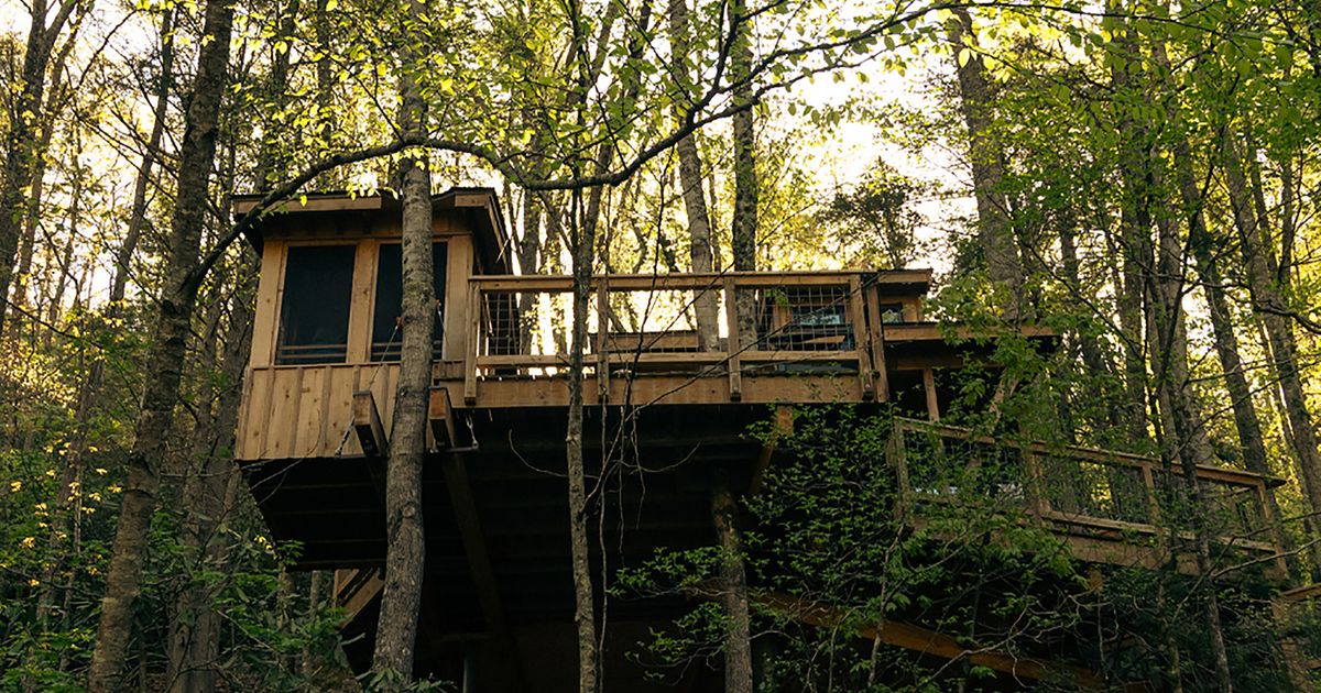 Relax Above It All in Treehouse Hotels | The Seattle Times